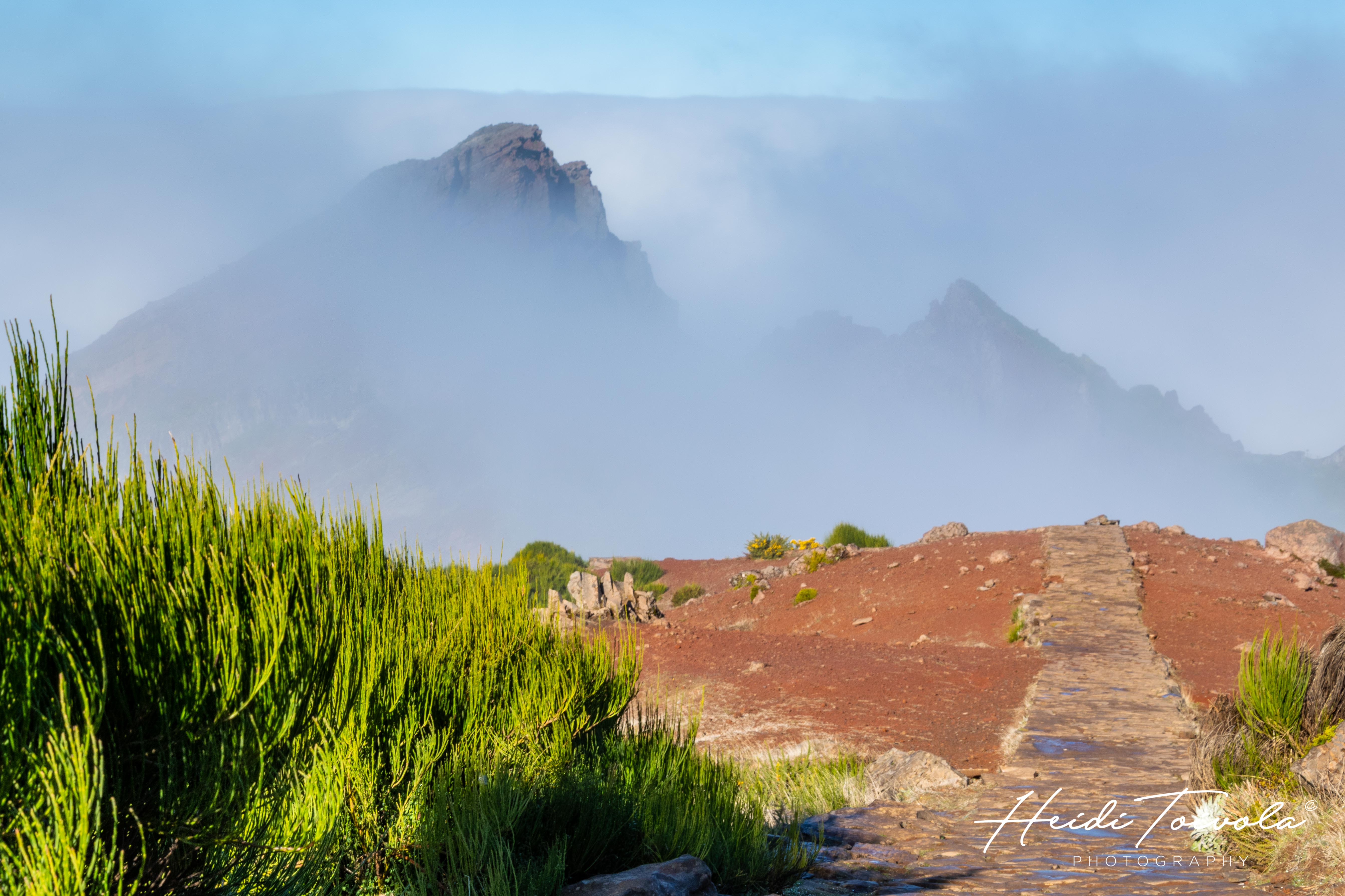 Above the clouds at Pico do Arieiro, Madeira – Heidi's Photo Fever